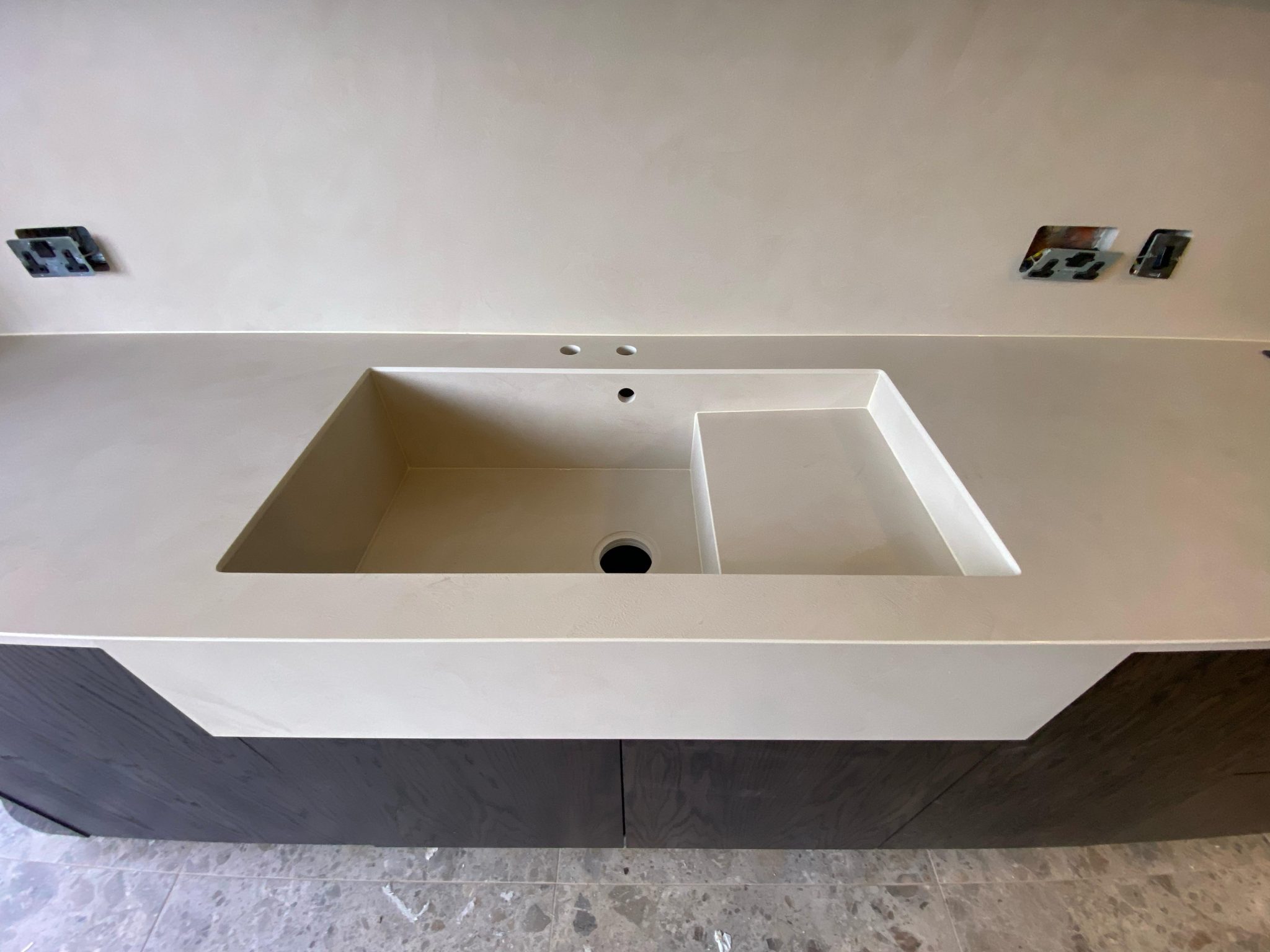 Discover the Elegance of Bespoke Sinks - Ultra Marble